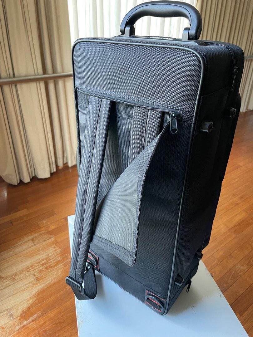 Yamaha alto sax original carry case. Brand new, Hobbies & Toys, Travel ...
