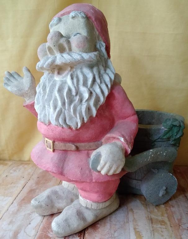 3.37kg Vintage Resin Santa with Cart Statue Planter Garden Gnome ...