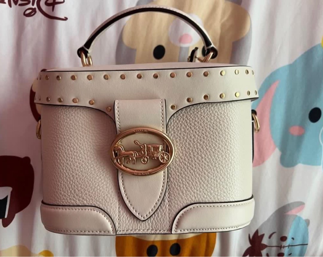 Authentic brand new Coach Cross Body, Luxury, Bags & Wallets on Carousell