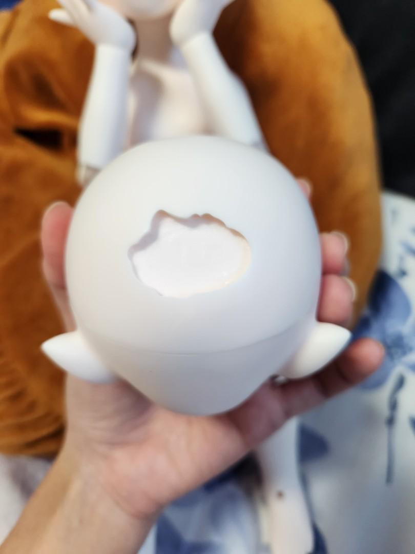 Need help. Don't know how to tell if she is legit or not? : r/BJD