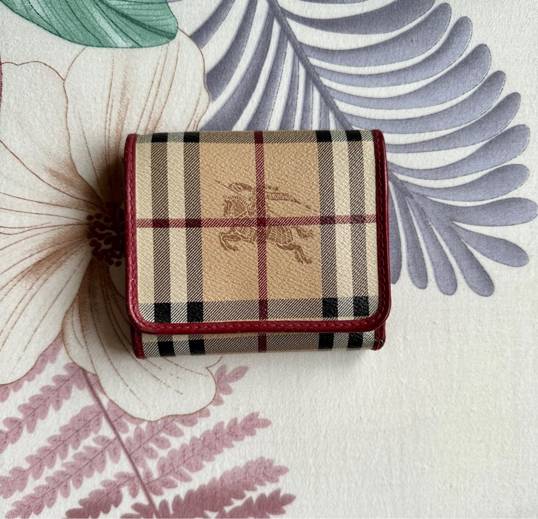 Burberry Wallet, Women's Fashion, Bags & Wallets, Wallets & Card ...
