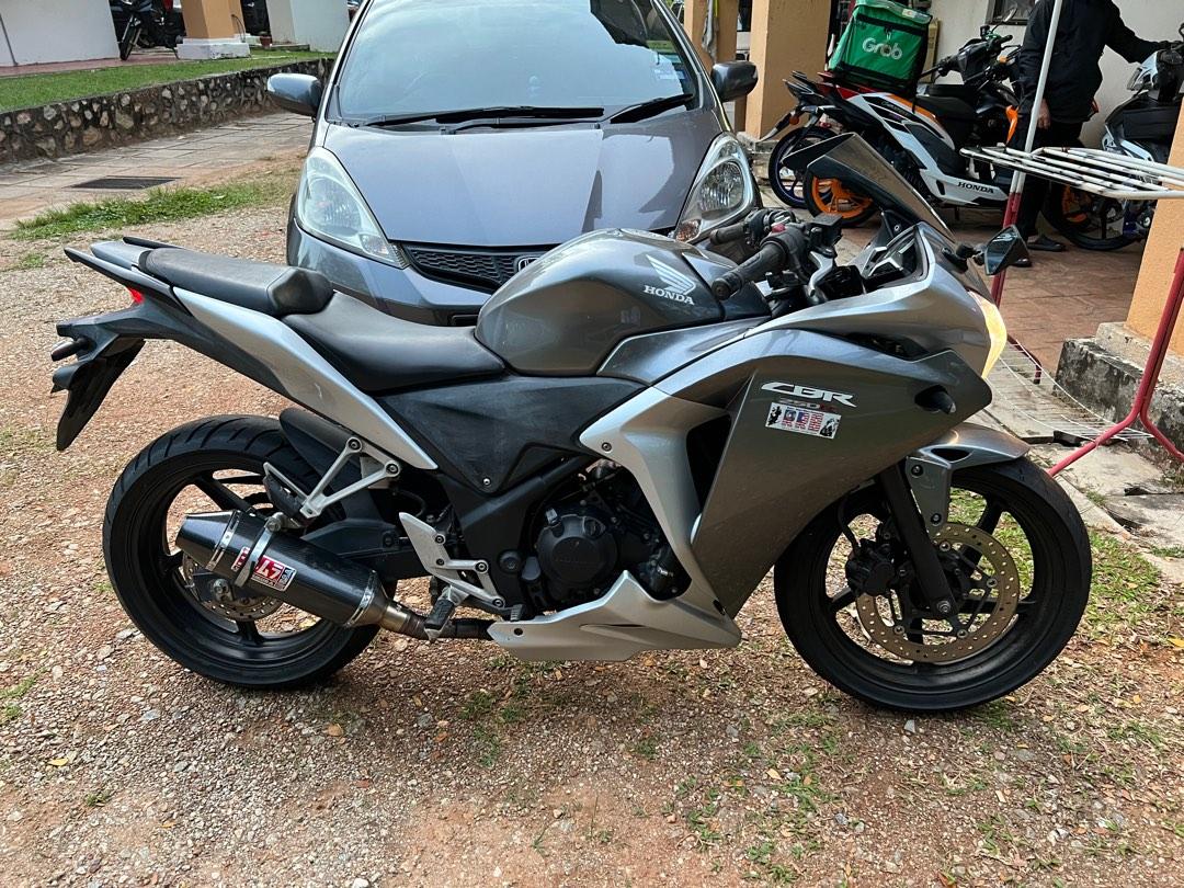 HONDA CBR 250R, Motorbikes on Carousell
