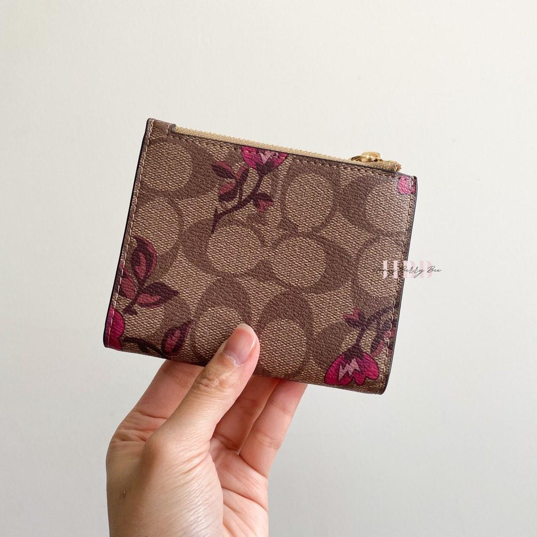 Coach Snap Card Case Wallet in Signature Canvas with Victorian Floral ...