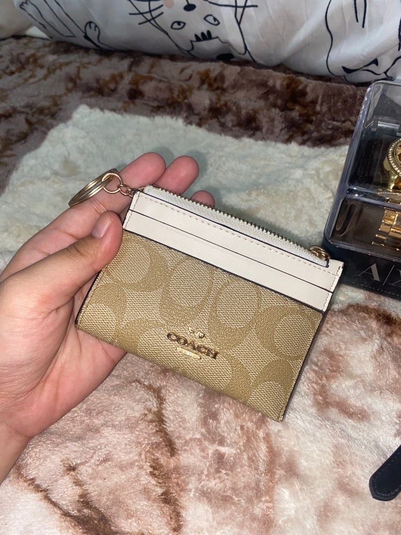 Coach Zip Cardholder Wallet, Women's Fashion, Bags & Wallets, Wallets ...