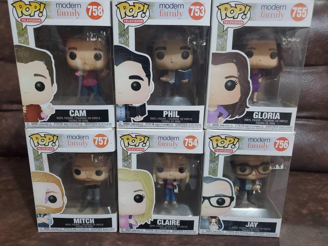 COMPLETE SET MODERN FAMILY FUNKO POPS, Hobbies & Toys, Toys & Games on ...