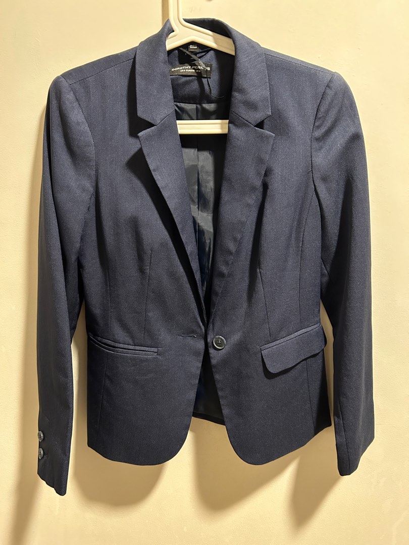 Dark blue blazer, Women's Fashion, Coats, Jackets and Outerwear on Carousell