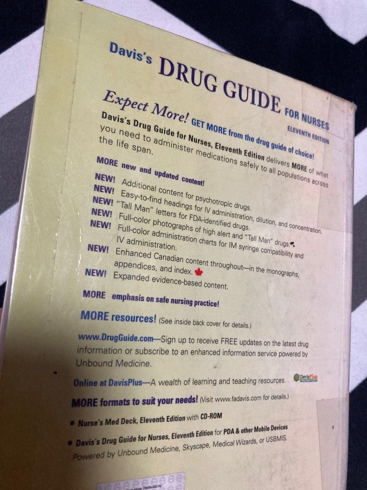 Davis Drug Guide, Hobbies & Toys, Books & Magazines, Textbooks on Carousell