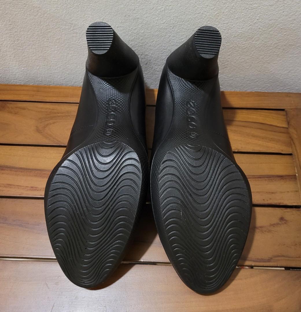 ECCO black high heels, Women's Fashion, Footwear, Heels on Carousell