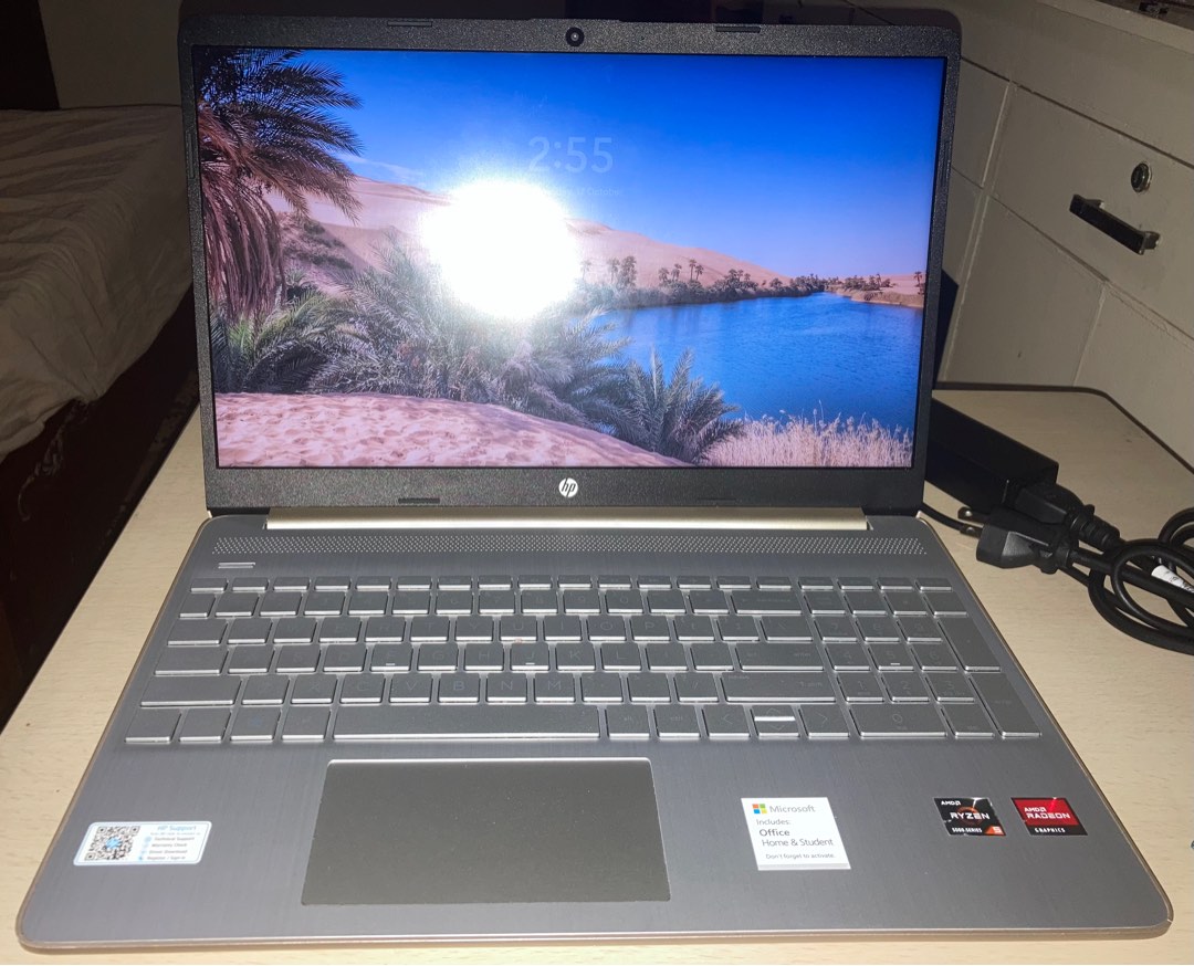 RUSHH , HP 15s 15.6 inch FHD Ryzen 5 5500 u 8gb ssd 512gb windows 11 NO ...