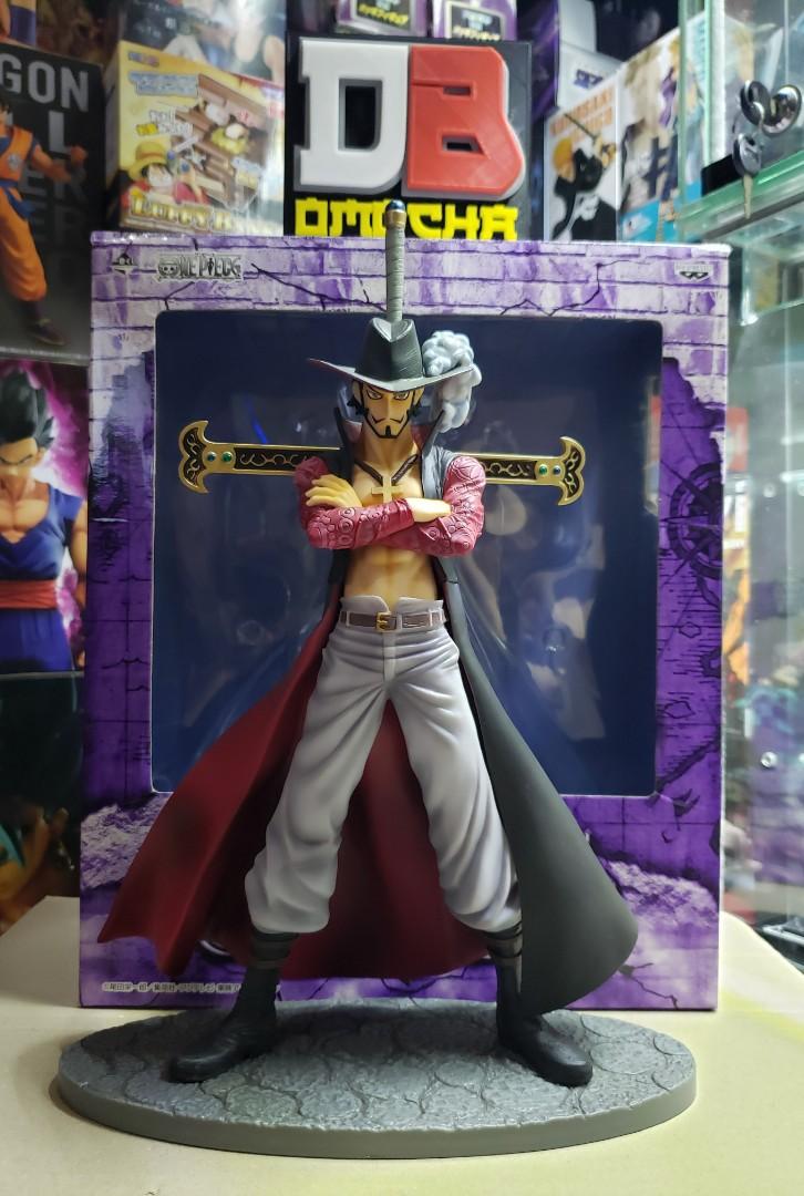 IK one piece Dracule Mihawk, Hobbies & Toys, Toys & Games on Carousell