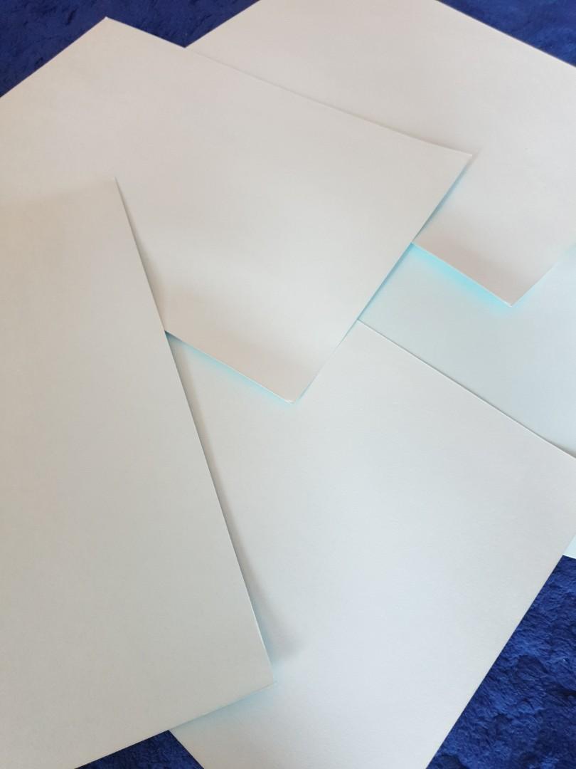 Kertas karton, Buku & Alat Tulis, Majalah & Lainnya di Carousell