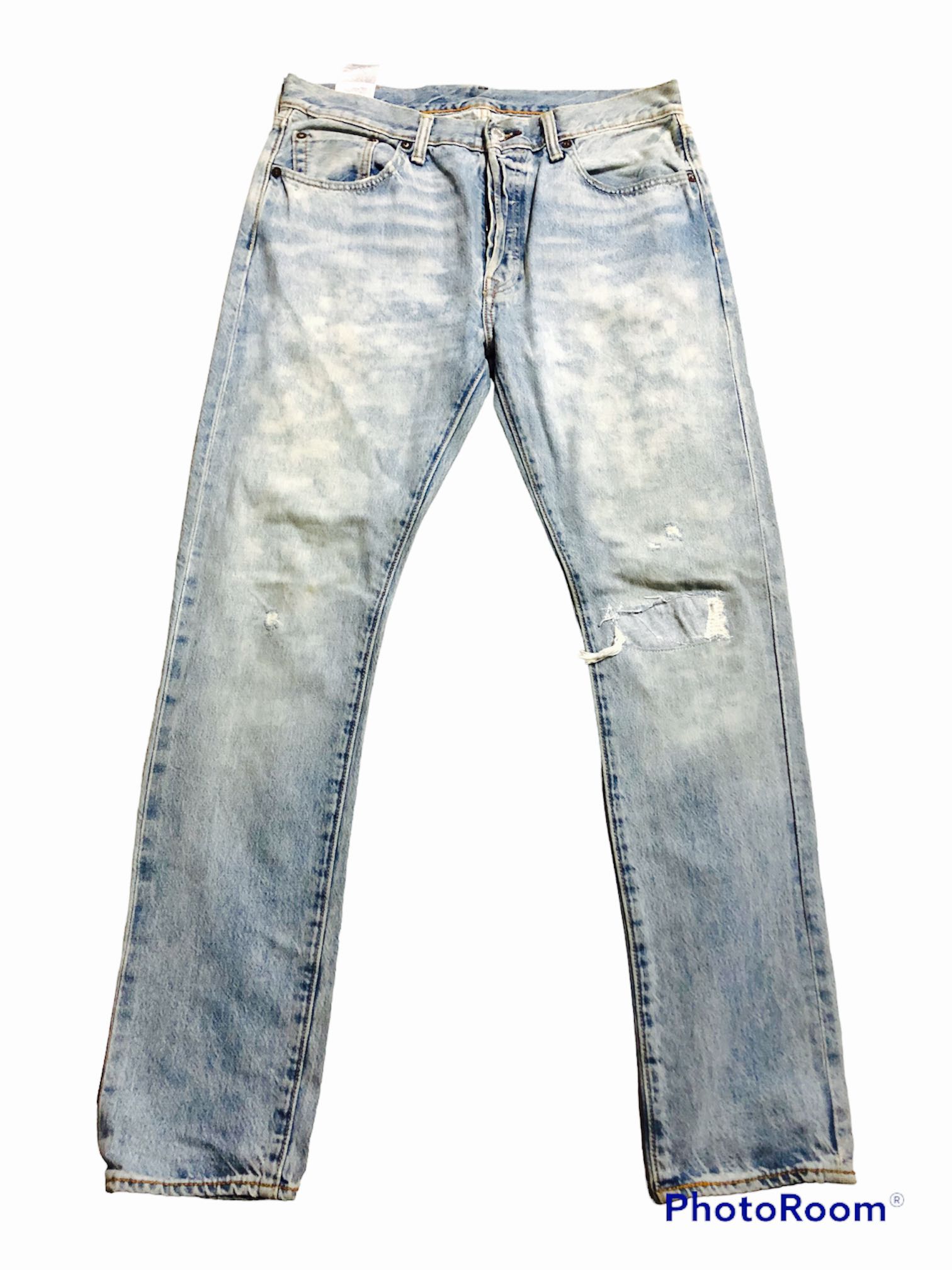 Levis 501 S custom knee, Men's Fashion, Bottoms, Jeans on Carousell