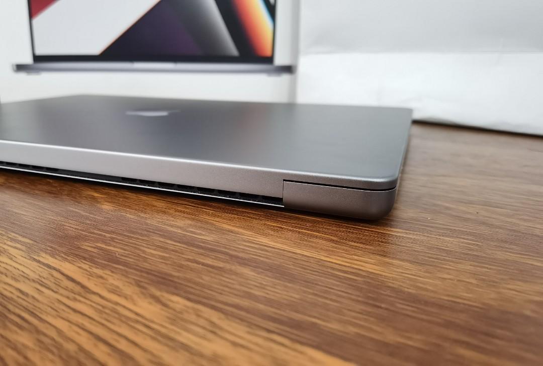 Macbook PRO 16-Inch M1 MAX CHIP 32GB UNIFIED MEMORY 1TB SSD, Computers ...