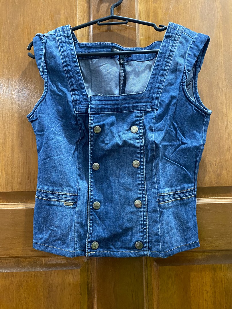 Maong top, Women's Fashion, Tops, Sleeveless on Carousell