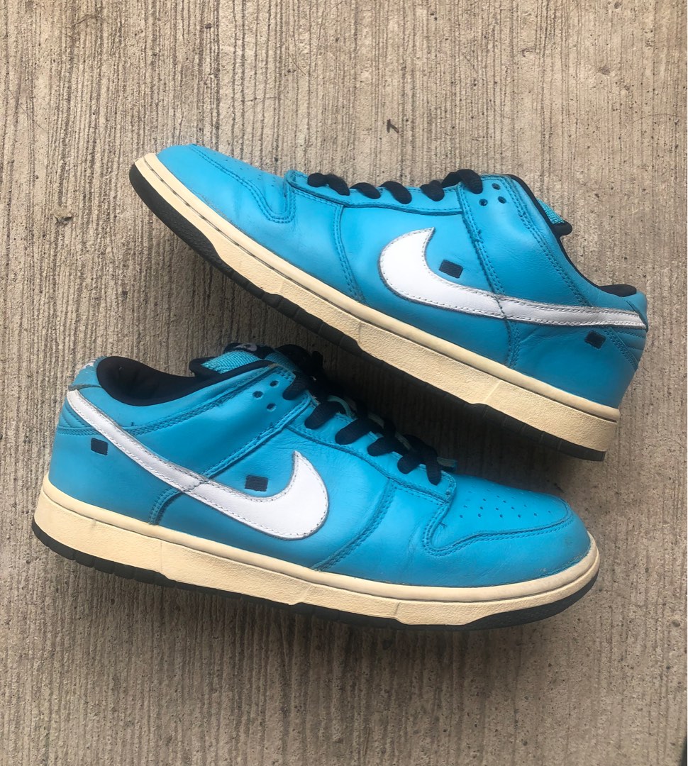 Nike SB dunk Blue Taxi tokyo, Men's Fashion, Footwear, Sneakers on ...