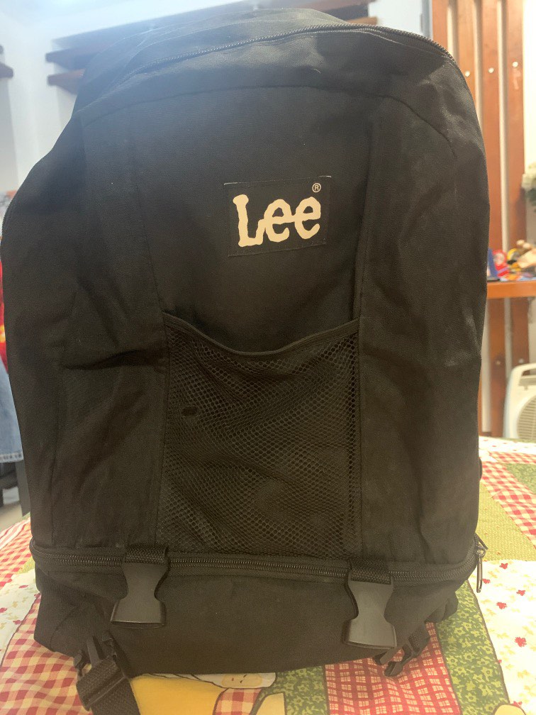 Original Lee black packpack, Men's Fashion, Bags, Backpacks on Carousell