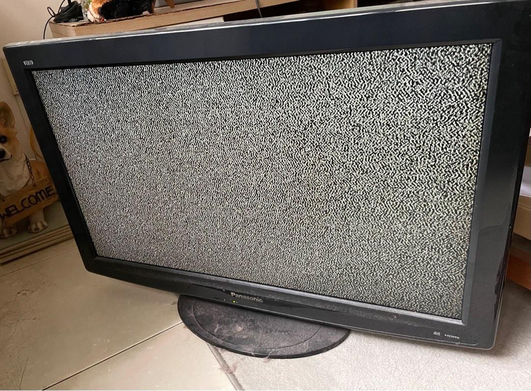 Panasonic TV TH-L32C10S2 working, TV & Home Appliances, TV ...