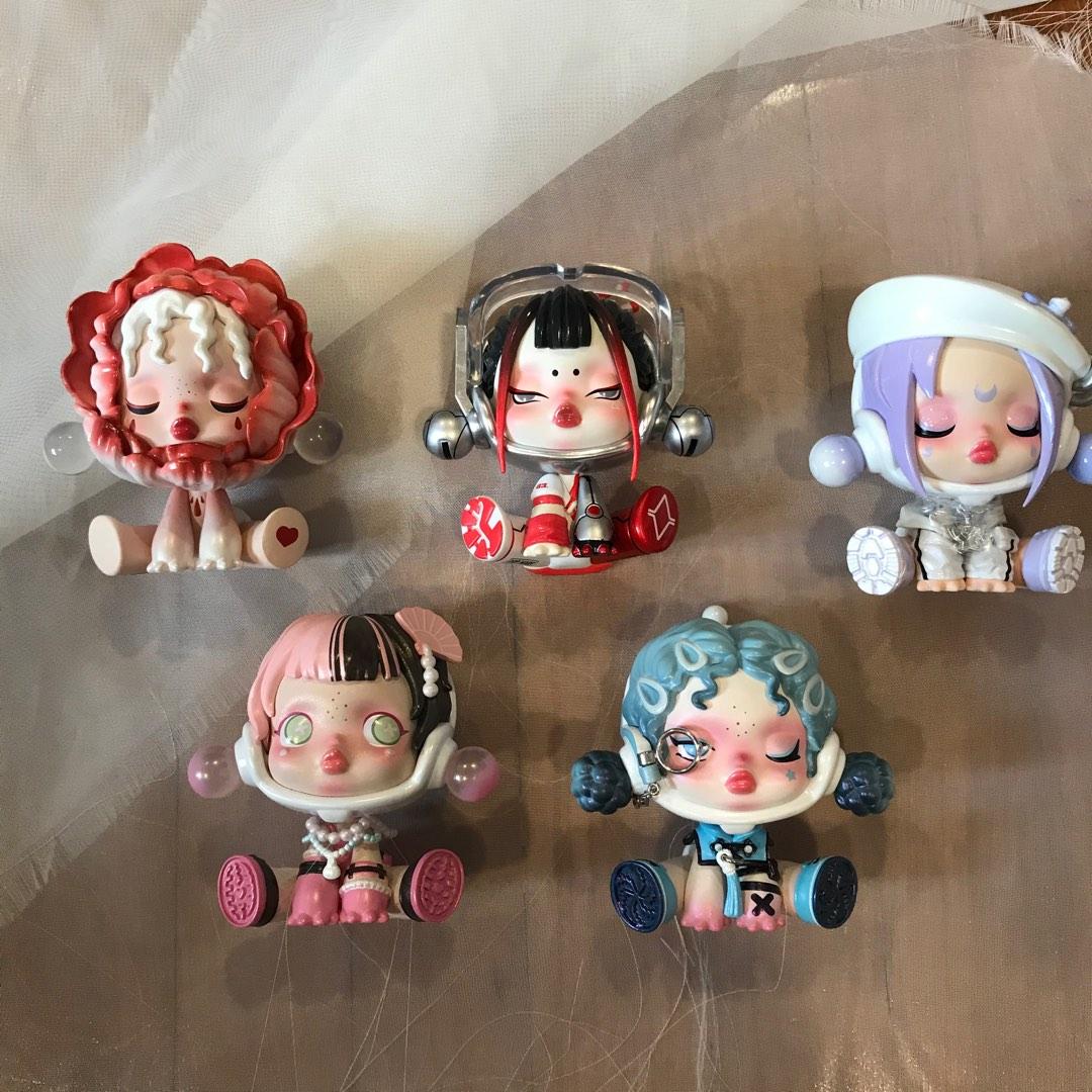 Popmart Skullpanda city of night bloody rose mediator princess ...