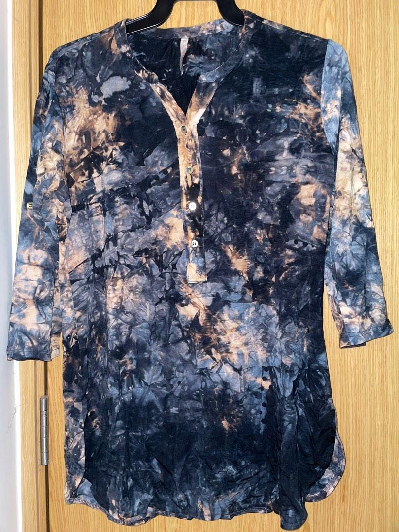 Pre-loved clothes, Women's Fashion, Tops, Blouses on Carousell