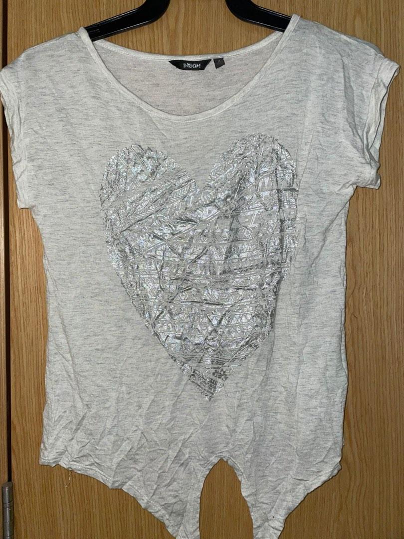 Pre-loved clothes, Women's Fashion, Tops, Blouses on Carousell