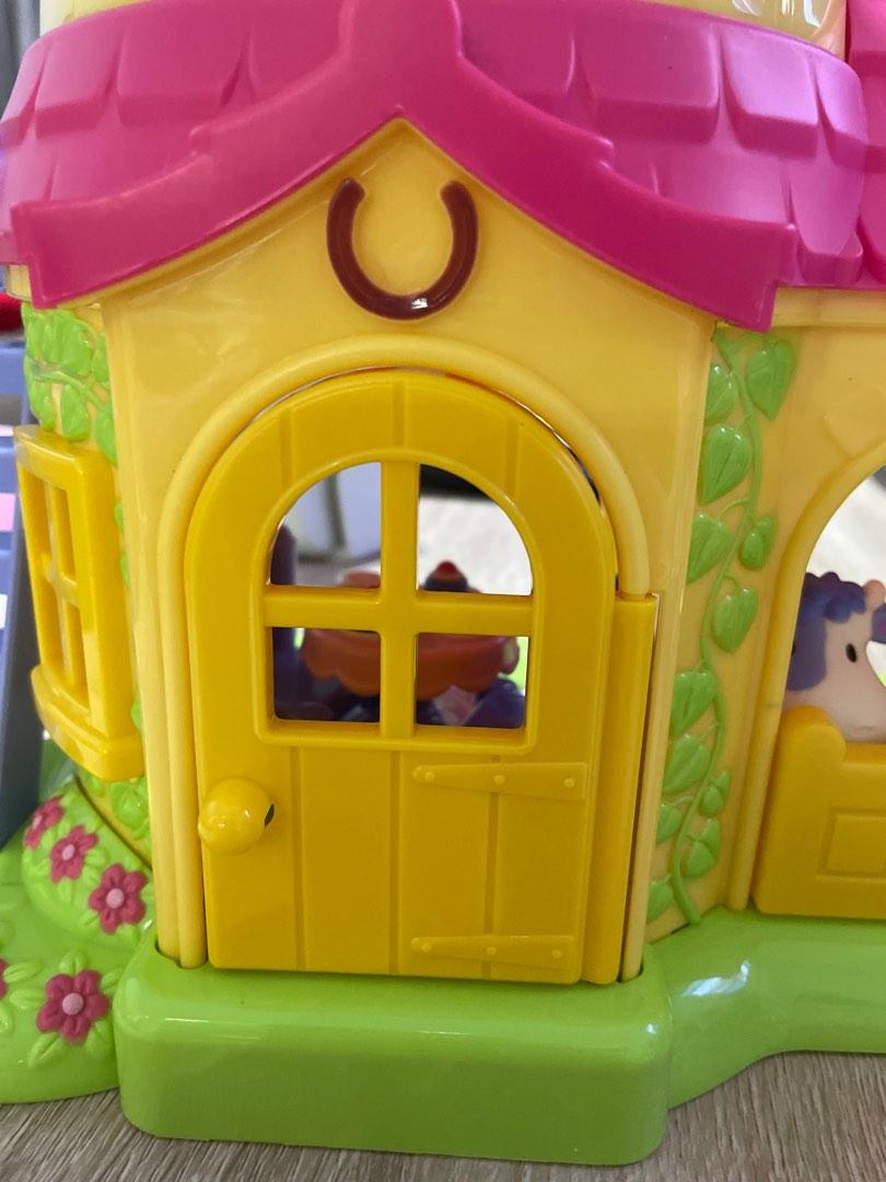 Pretend play farm house, Hobbies & Toys, Toys & Games on Carousell