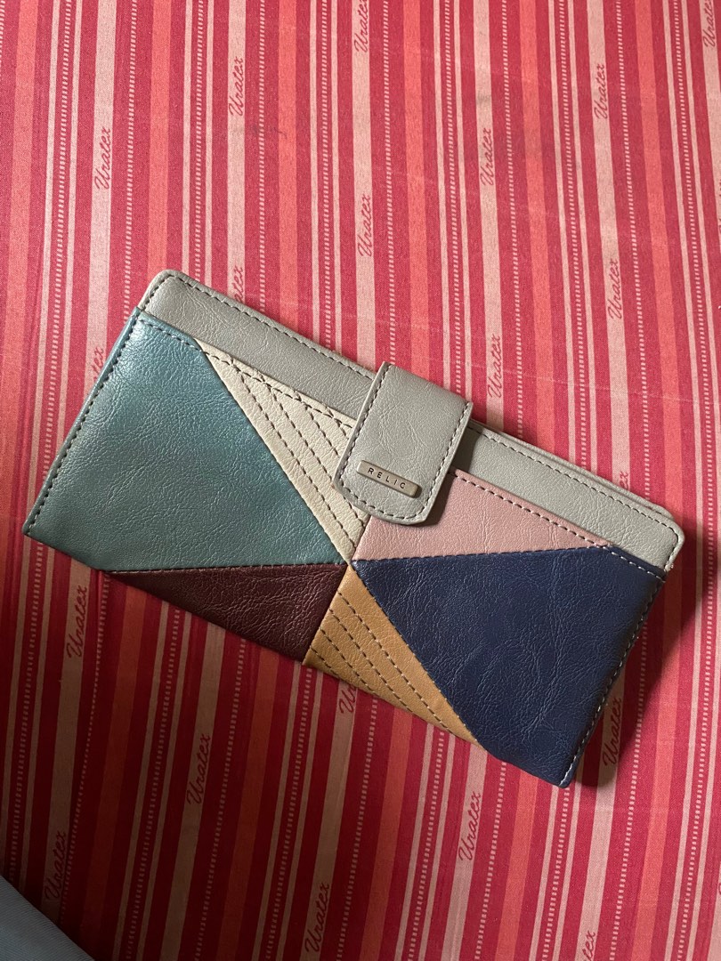 Relic by Fossil Wallet, Women's Fashion, Bags & Wallets, Wallets & Card ...