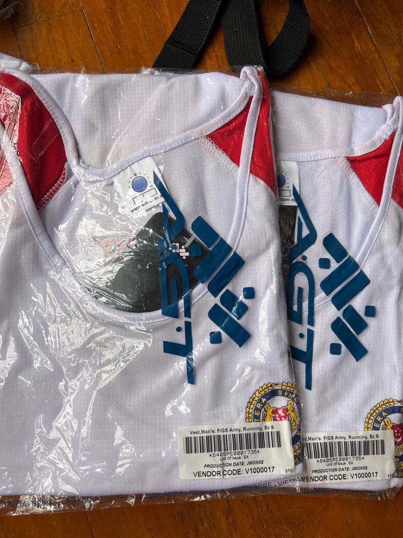 SAF rsn gym running singlet exercise, Men's Fashion, Activewear on ...