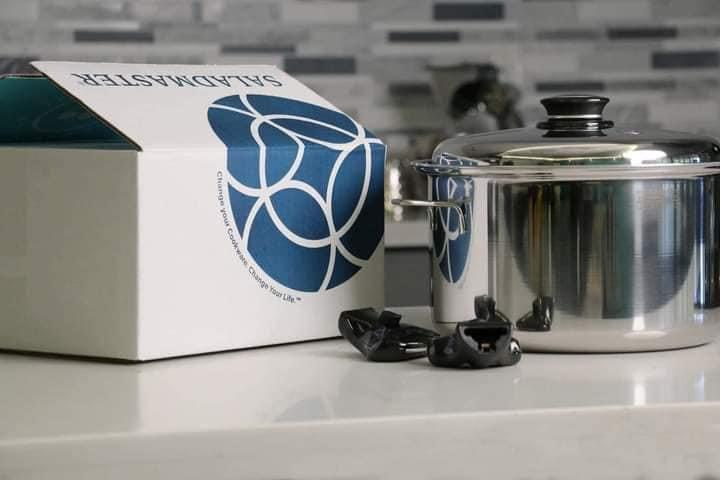 Saladmaster 9qrts roaster, Furniture & Home Living, Kitchenware ...