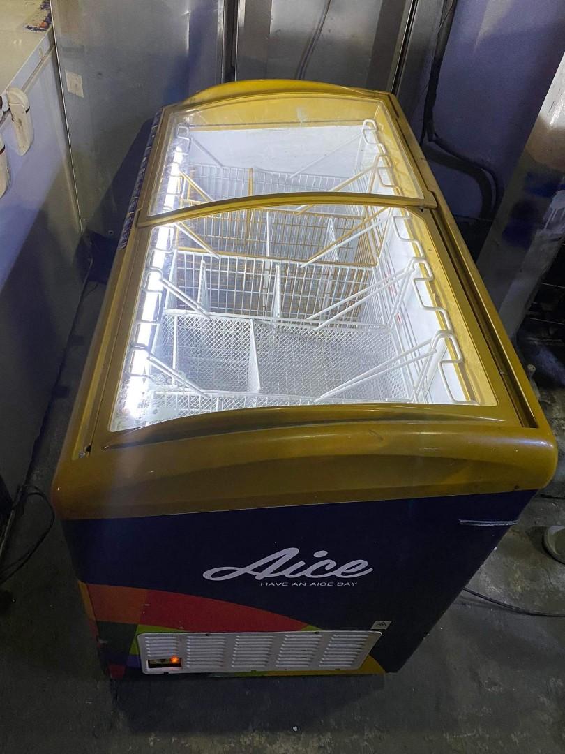 Sliding freezer 2nd hand good condition, TV & Home Appliances, Other ...