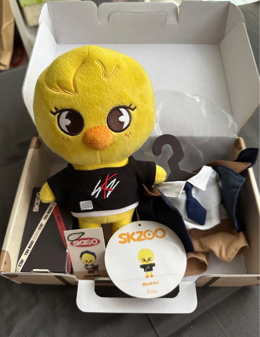 Stray Kids Plush Set, Hobbies & Toys, Memorabilia & Collectibles, K ...
