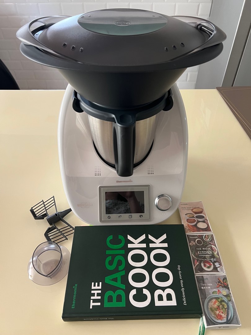 Thermomix TM5 in excellent condition, TV & Home Appliances, Kitchen Appliances, Other Kitchen ...