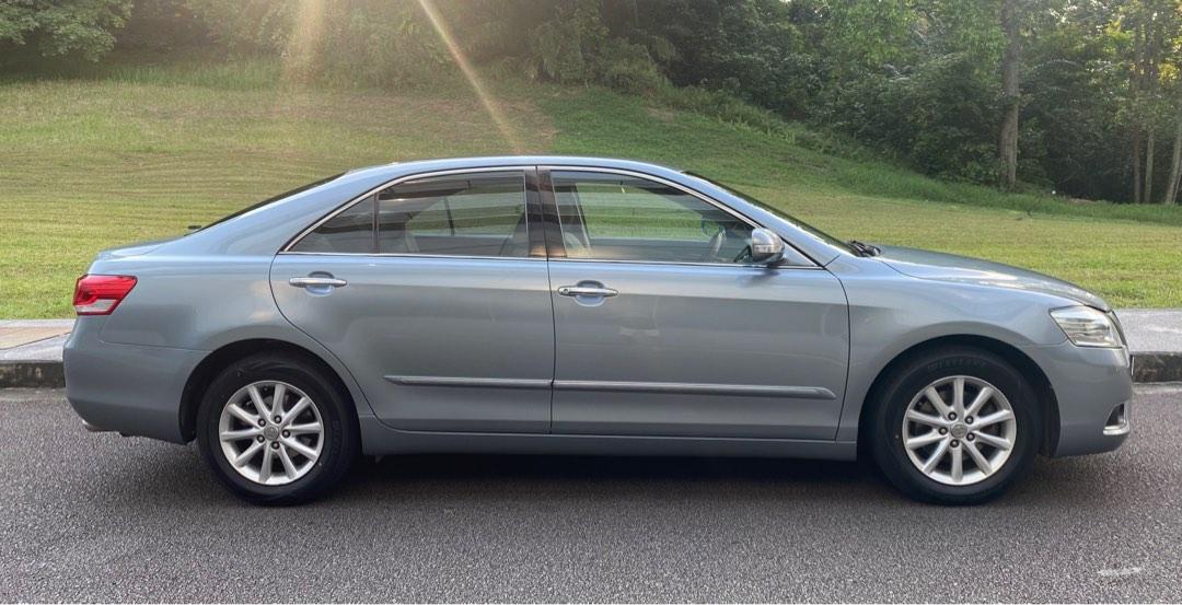 Toyota Camry 2.0 (A), Cars, Used Cars on Carousell
