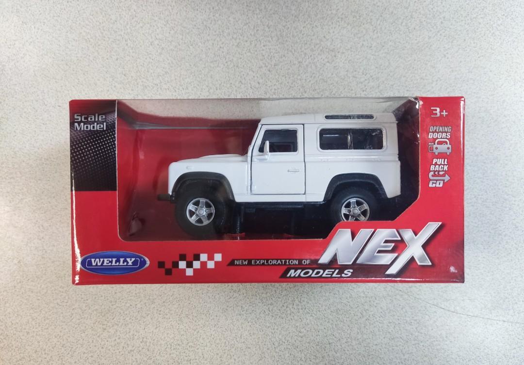Welly Nex Land Rover Defender SUV diecast car model. 模型 車仔, 興趣及遊戲, 玩具 ...