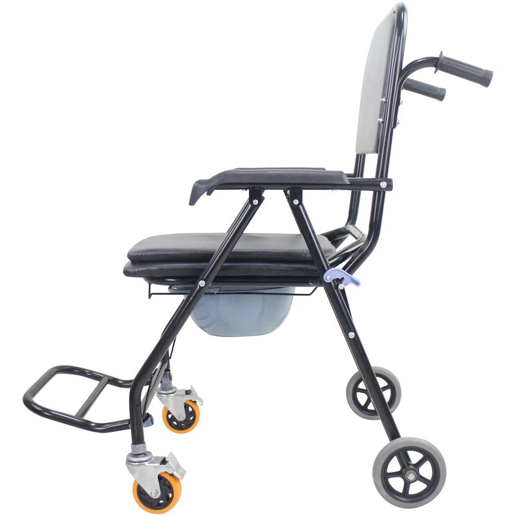 Wheelchair with Arinola, Health & Nutrition, Assistive & Rehabilatory ...