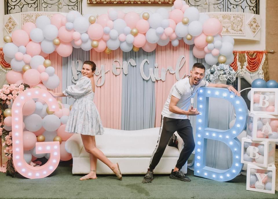 4 Feet LED Light Letter/ Number Standee, Hobbies & Toys, Stationary ...