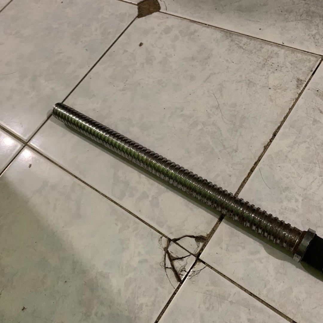 6ft Standard Barbell long bar, Sports Equipment, Exercise & Fitness ...