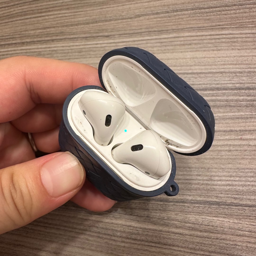 Airpod 1st Gen, Audio, Earphones on Carousell
