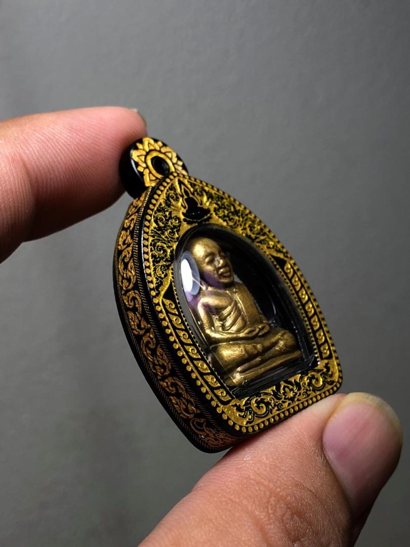 Laser Casing Amulet GOLD, Hobbies & Toys, Memorabilia & Collectibles ...