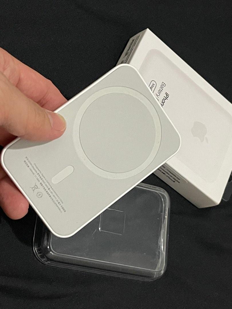 Apple MagSafe power bank, Mobile Phones & Gadgets, Mobile & Gadget ...