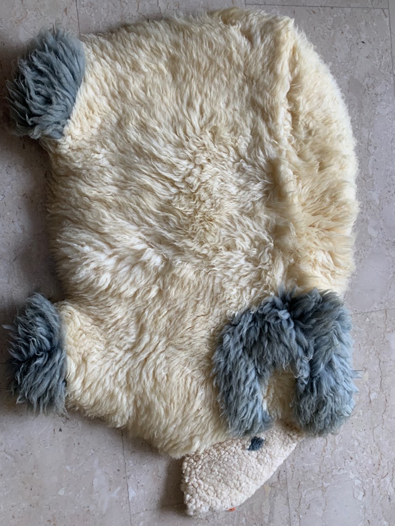 Australia Sheep Skin Floor Mat, Furniture & Home Living, Home Decor ...