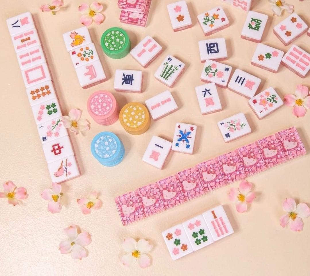 [LAST SET] Authentic SANRIO hello kitty mahjong set cherry blossom ...