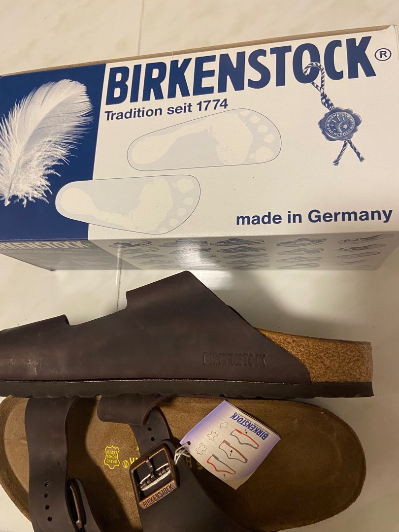 Briken stock, Men's Fashion, Footwear, Flipflops and Slides on Carousell