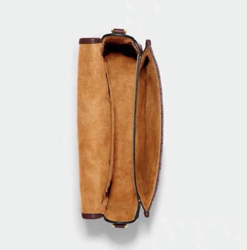 Coach Dempsey Messenger Sling Bag, Women's Fashion, Bags & Wallets ...