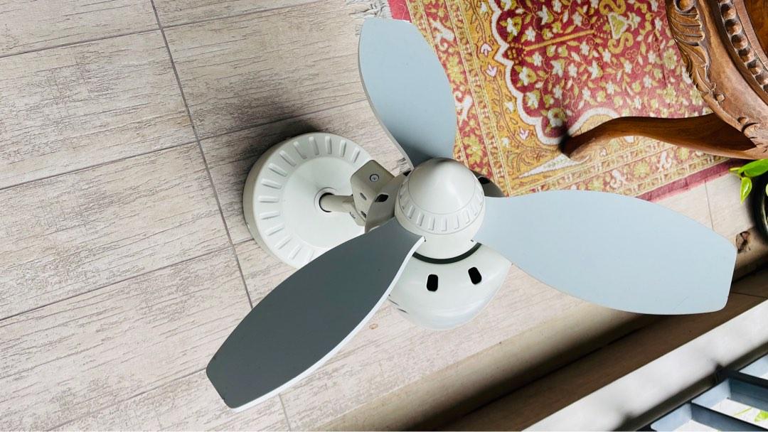 Corner ceiling fan 20 cm blade, Furniture & Home Living, Lighting ...