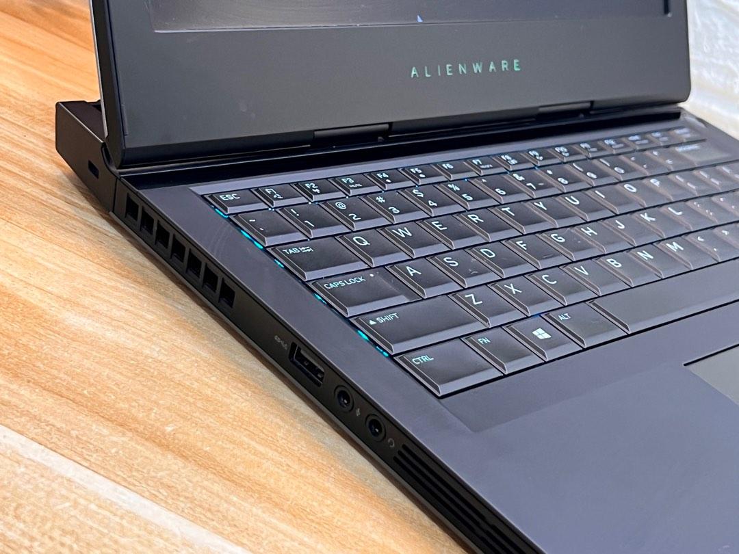 Dell Alienware 13 R3 i7-7th Gen 16GB RAM 256GB SSD M2 + 256GB SSD M2 ...