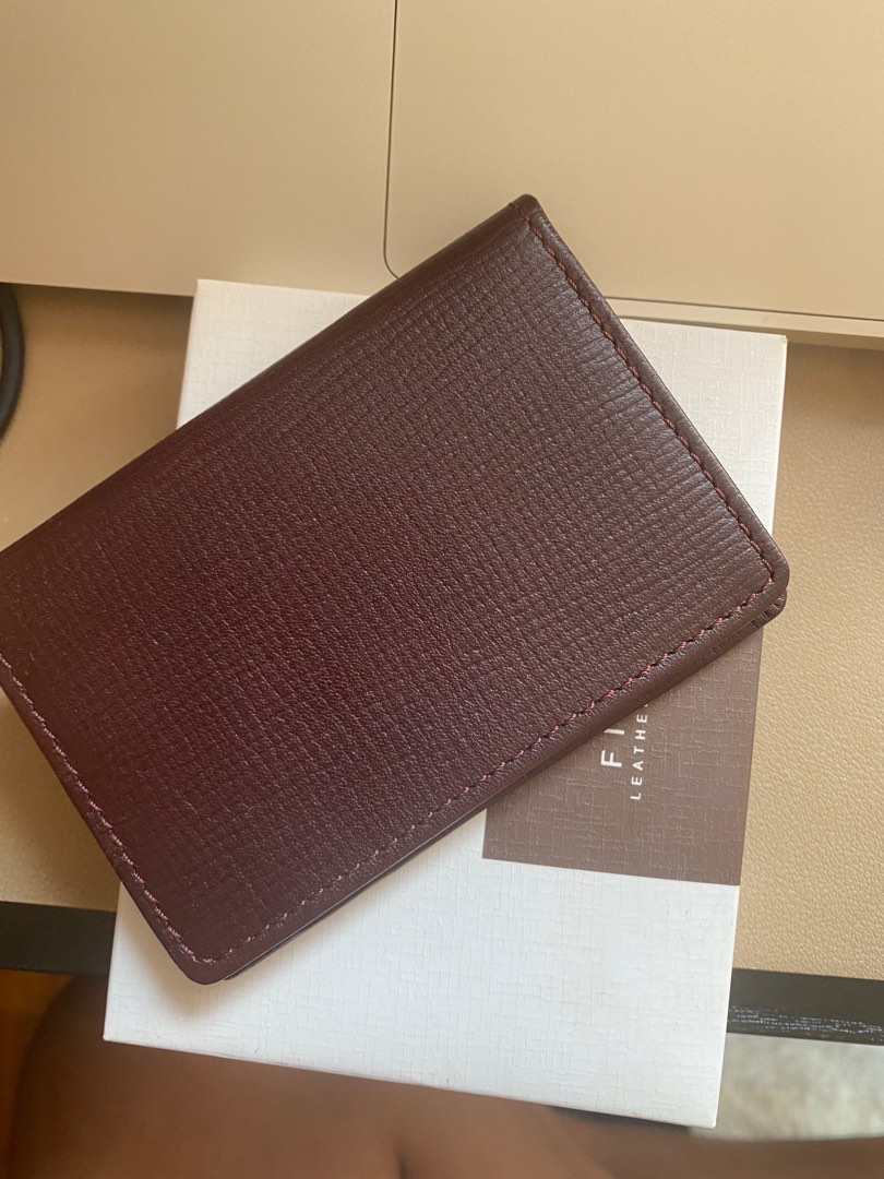 Fino leather brown bifold card holder men women, Men's Fashion, Watches ...