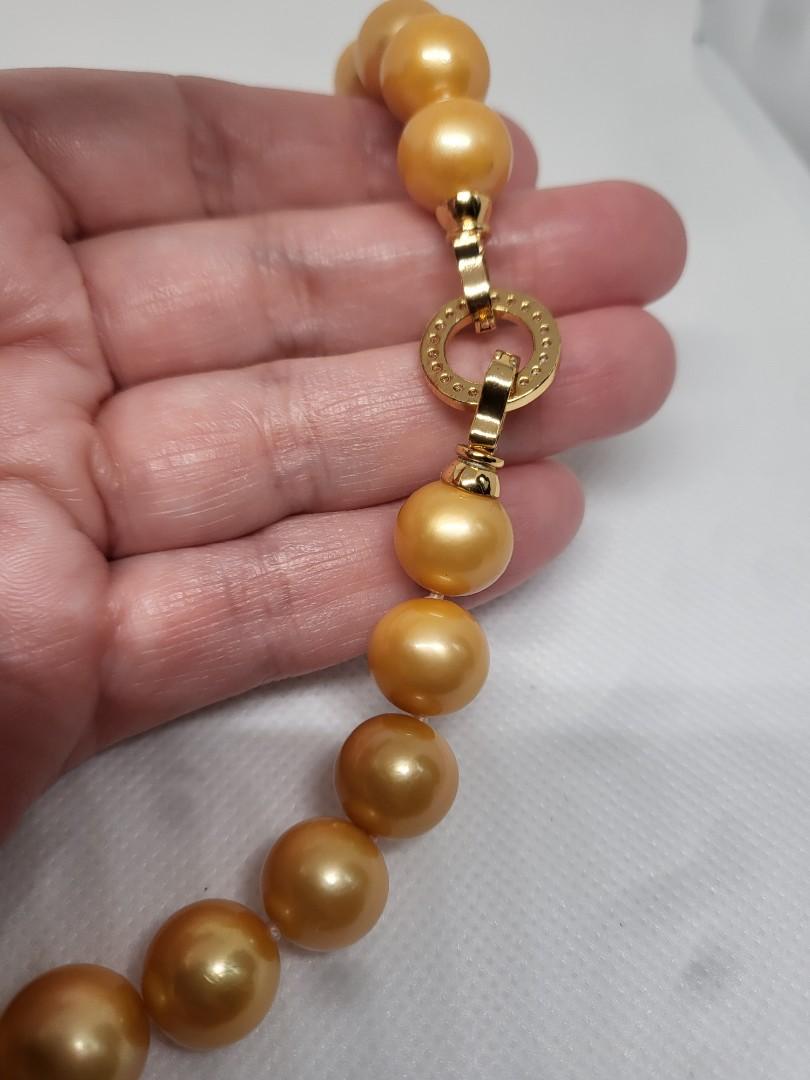 Golden Edison pearls, Women's Fashion, Jewelry & Organisers, Necklaces ...