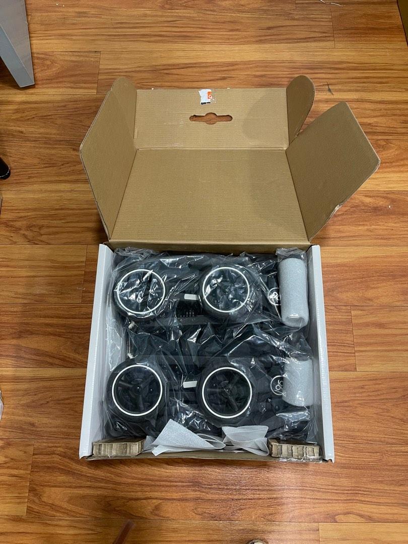 Guinness Record Stroller, Babies & Kids, Going Out, Strollers on Carousell