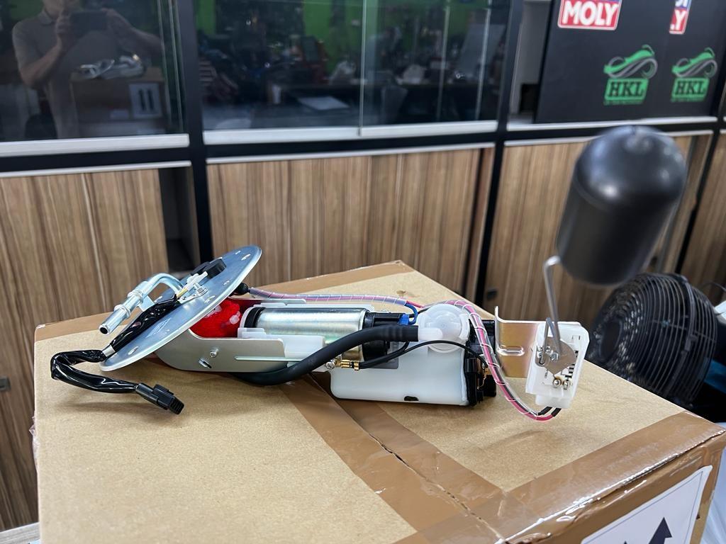 Honda REVO Fuel Pump ORIGINAL 16700-MFM-003 2008-2018, Motorcycles ...