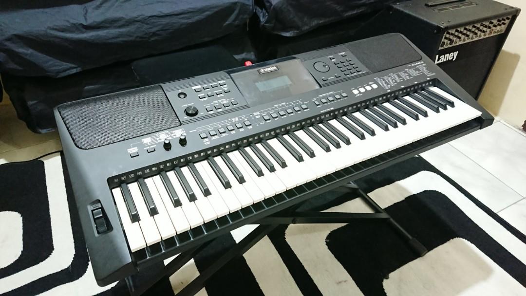 Keyboard yamaha psr E 463 flashdisk, Musik & Media, Alat di Carousell